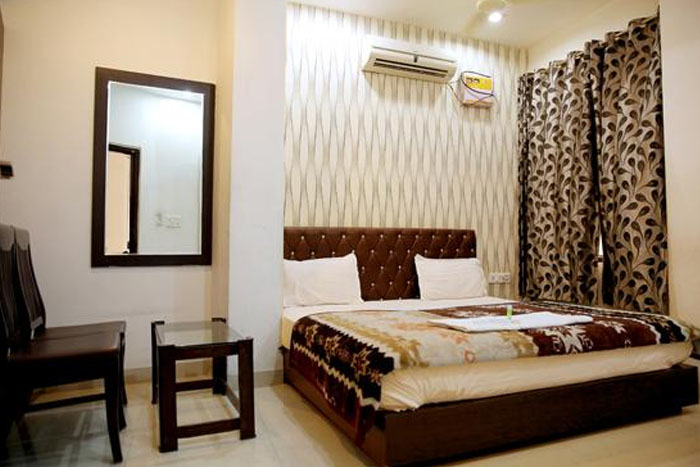 Hotel Alpha Inn - Online Rooms in Amritsar Booking Best Hotels in ...