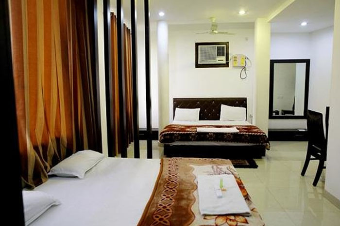 Hotel Alpha Inn - Online Rooms in Amritsar Booking Best Hotels in ...