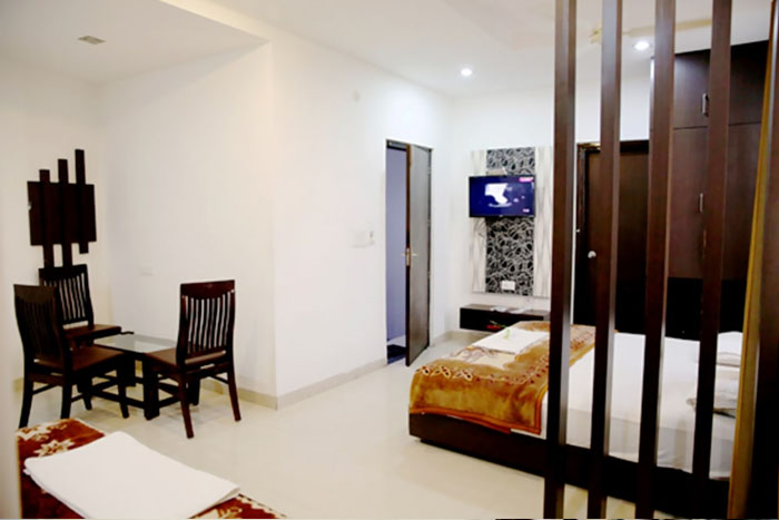 Hotel Alpha Inn - Online Rooms in Amritsar Booking Best Hotels in ...